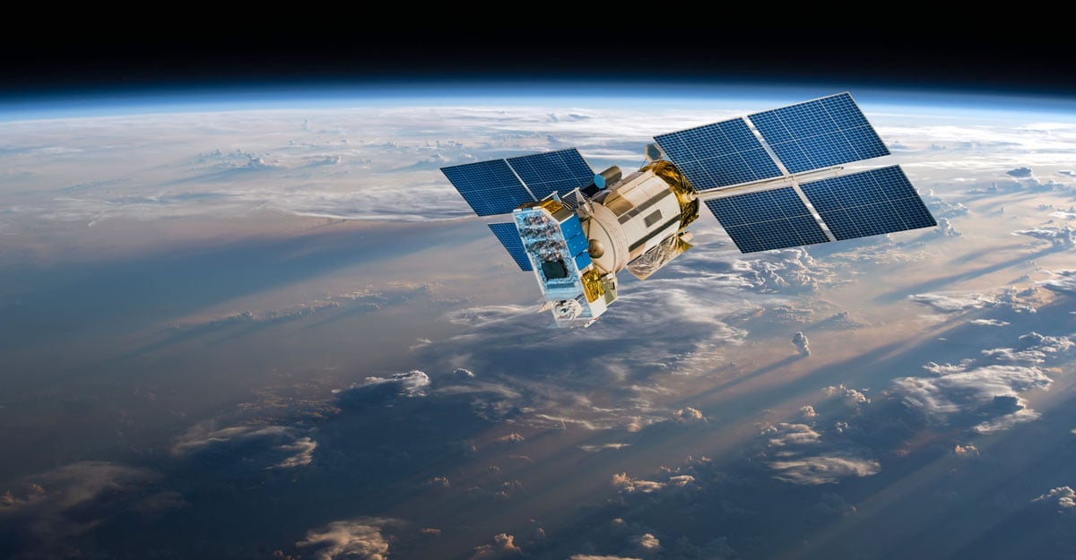 Enhance IoT Uptime with 5G Connectivity and Starlink Solutions